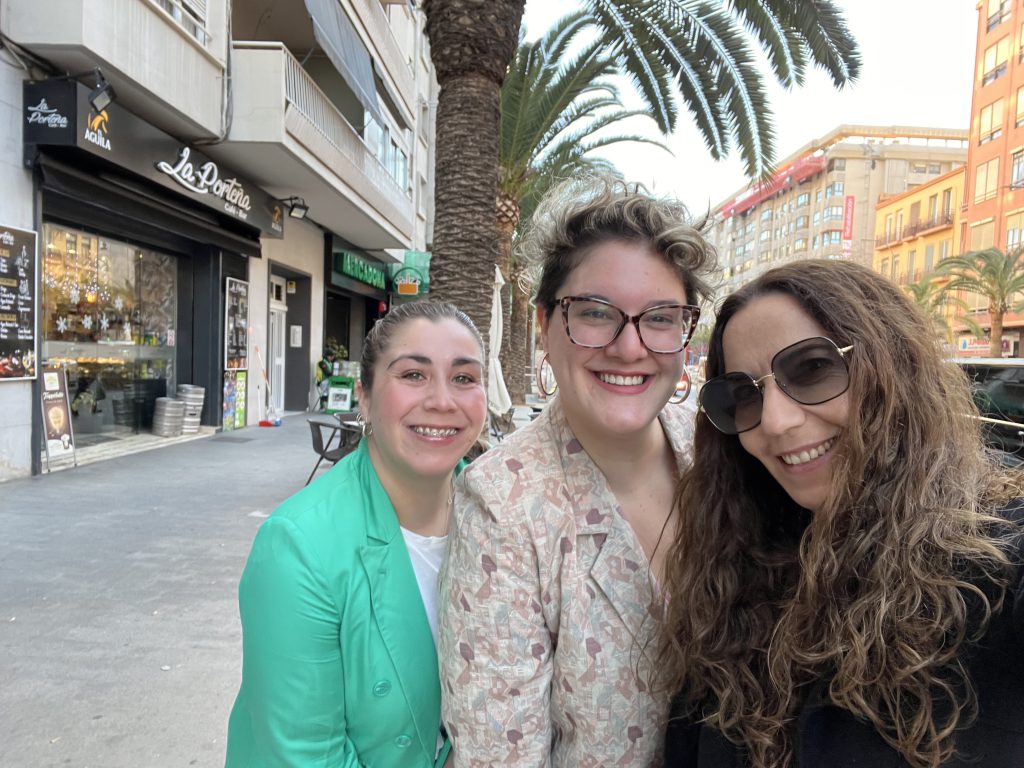 Profesoras Arriagada, Iuspa, Navarro y Reyes participan de actividades ...